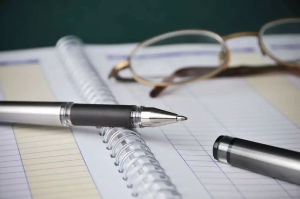 What Is Total Annual Income and How to Calculate It? | BooksTime