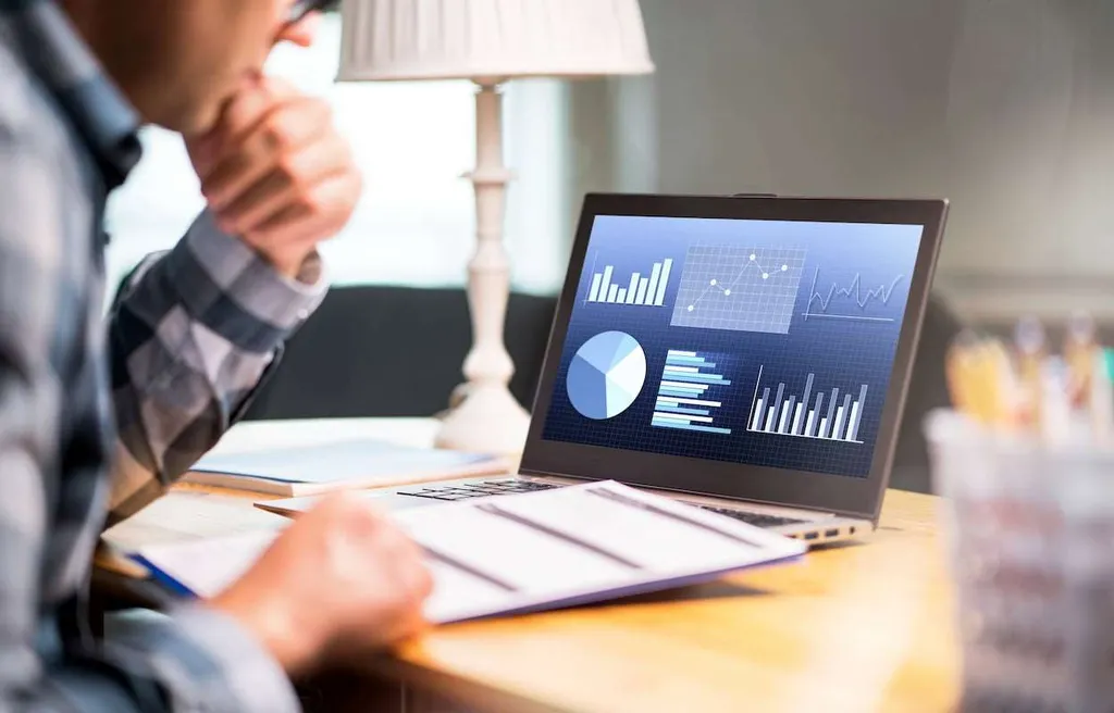 Financial Reporting Automation: Benefits and Best Practices | BooksTime